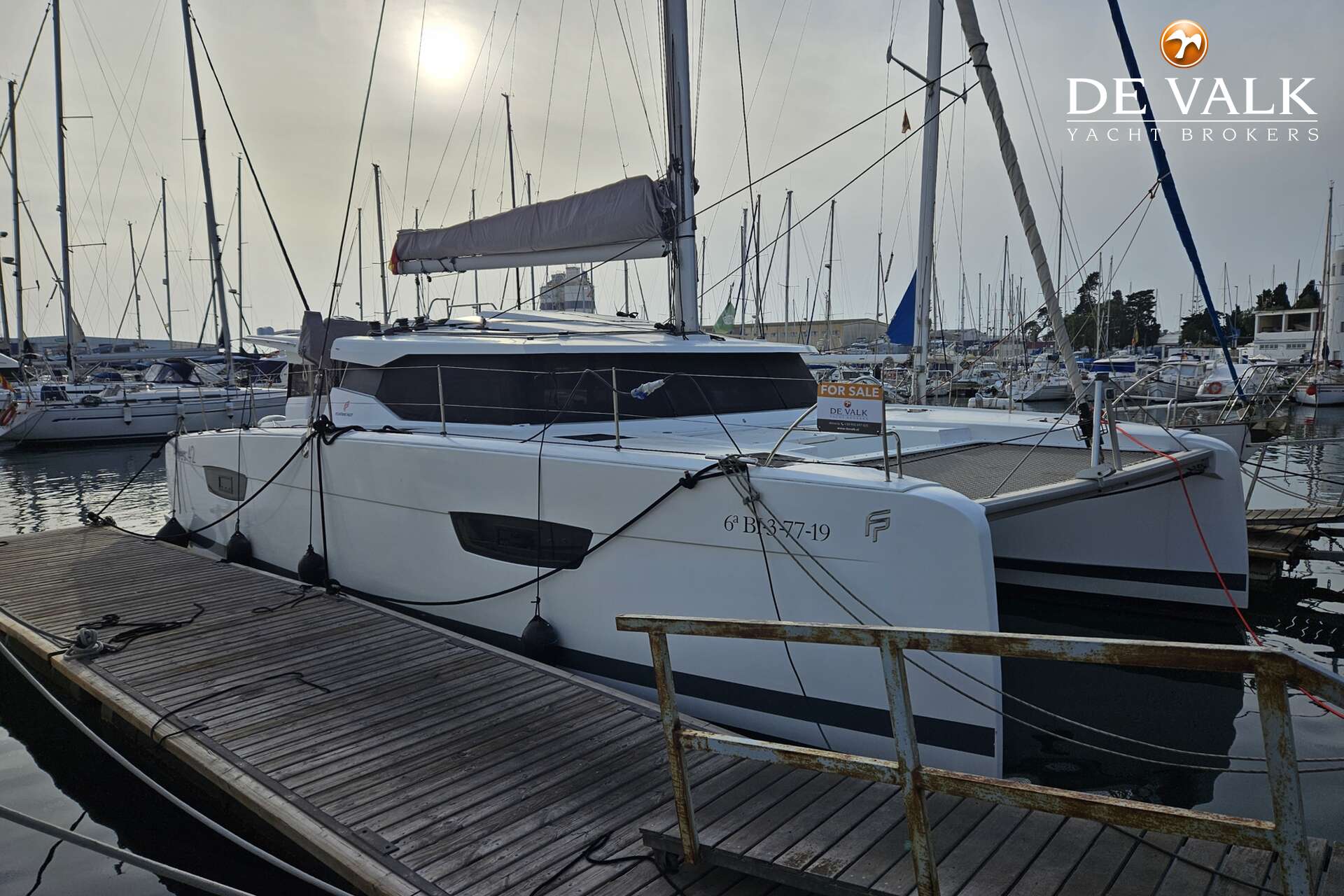 FOUNTAINE PAJOT ASTREA 42 catamaran sailingyacht for sale | De Valk ...