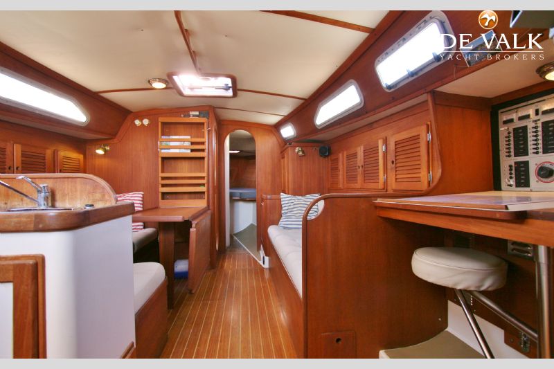 FREEDOM 38 sailing yacht for sale | De Valk Yacht Brokers