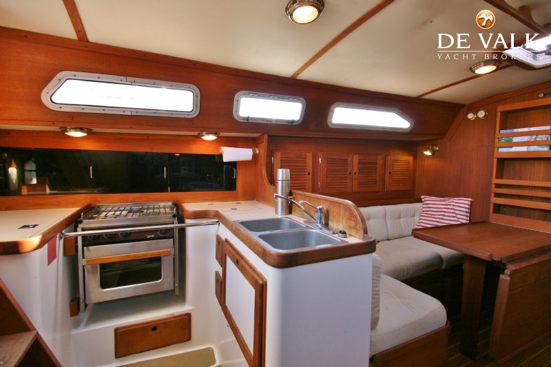 FREEDOM 38 sailing yacht for sale | De Valk Yacht Brokers