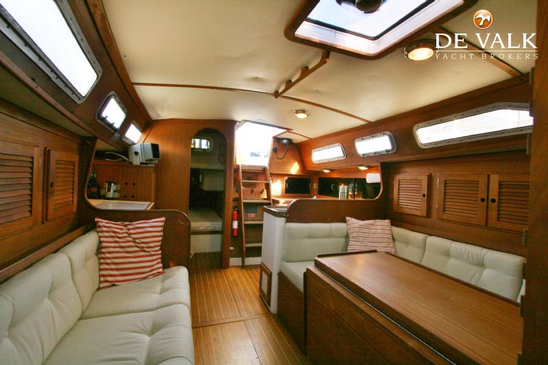 FREEDOM 38 sailing yacht for sale | De Valk Yacht Brokers