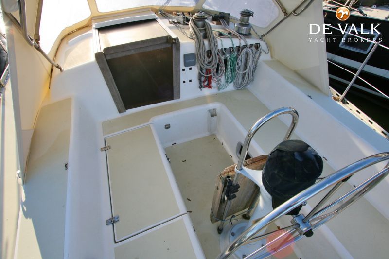 FREEDOM 38 sailing yacht for sale | De Valk Yacht Brokers