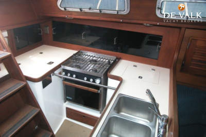 FREEDOM 38 sailing yacht for sale | De Valk Yacht Brokers