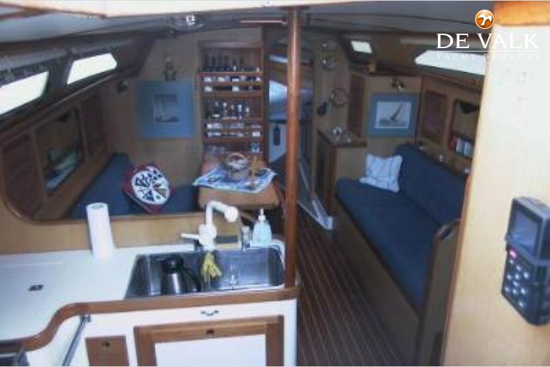 FREEDOM 38 sailing yacht for sale | De Valk Yacht broker