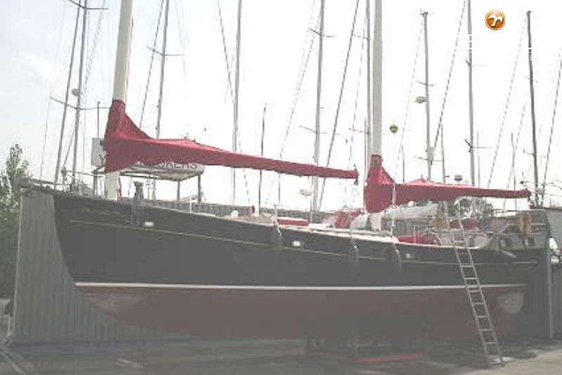 FREEDOM 40 Centreboard sailing yacht for sale | De Valk Yacht Brokers