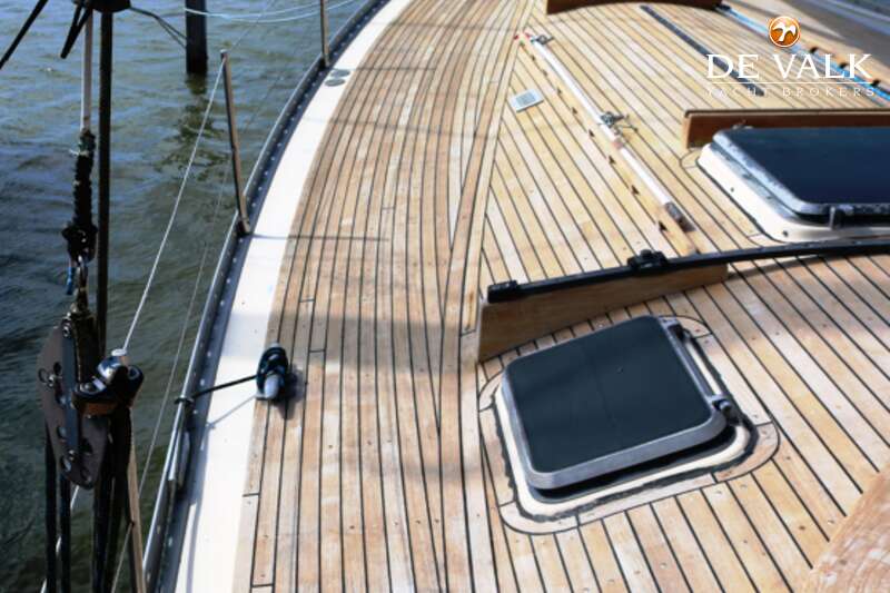 FREEDOM 44 sailing yacht for sale | De Valk Yacht broker