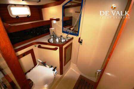 FREEDOM 44 sailing yacht for sale | De Valk Yacht broker