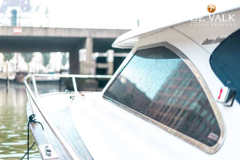 GRAND AZUR 33 motor yacht for sale | De Valk Yacht broker