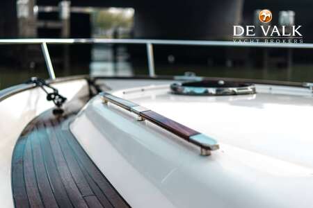 GRAND AZUR 33 motor yacht for sale | De Valk Yacht broker