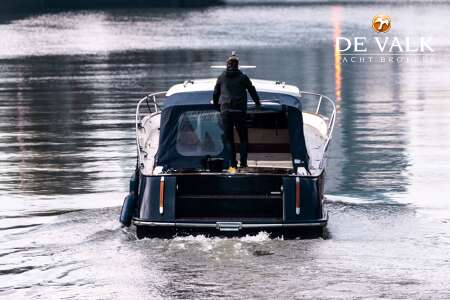 GRAND AZUR 33 motor yacht for sale | De Valk Yacht broker