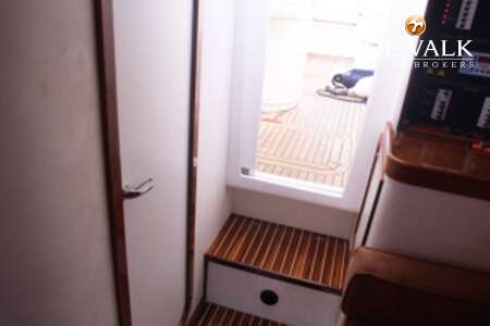 GRAND AZUR 33 motor yacht for sale | De Valk Yacht broker