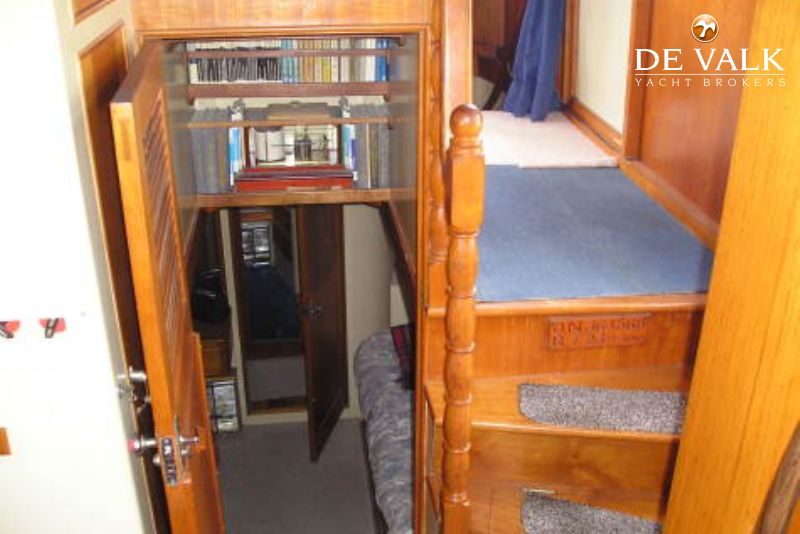 GRAND BANKS ALASKAN 49 motor yacht for sale | De Valk Yacht Brokers