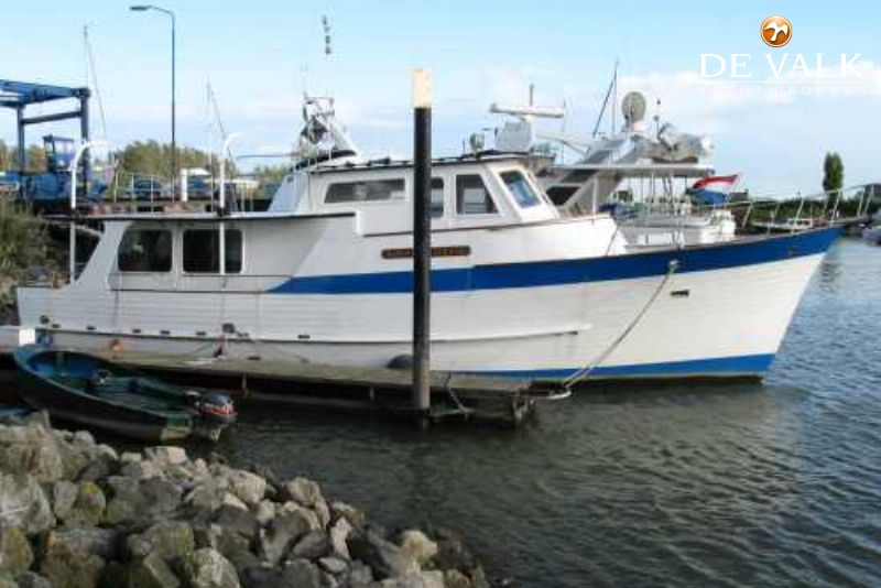 GRAND BANKS ALASKAN 49 motor yacht for sale | De Valk Yacht Brokers