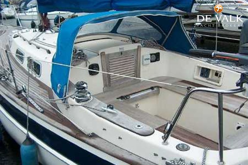 HALLBERG RASSY 29 sailing yacht for sale | De Valk Yacht Brokers