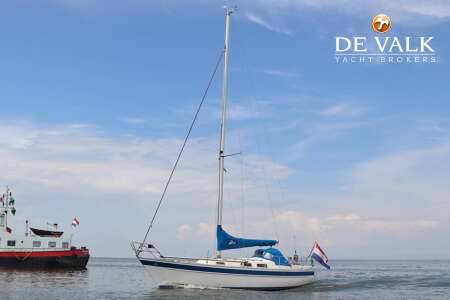 HALLBERG RASSY 29 sailing yacht for sale | De Valk Yacht broker