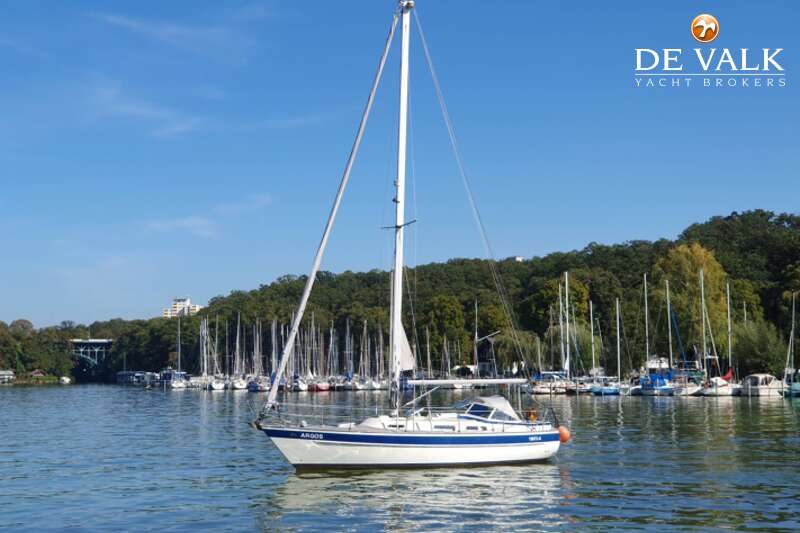 HALLBERG RASSY 312 MKII sailing yacht for sale | De Valk Yacht broker