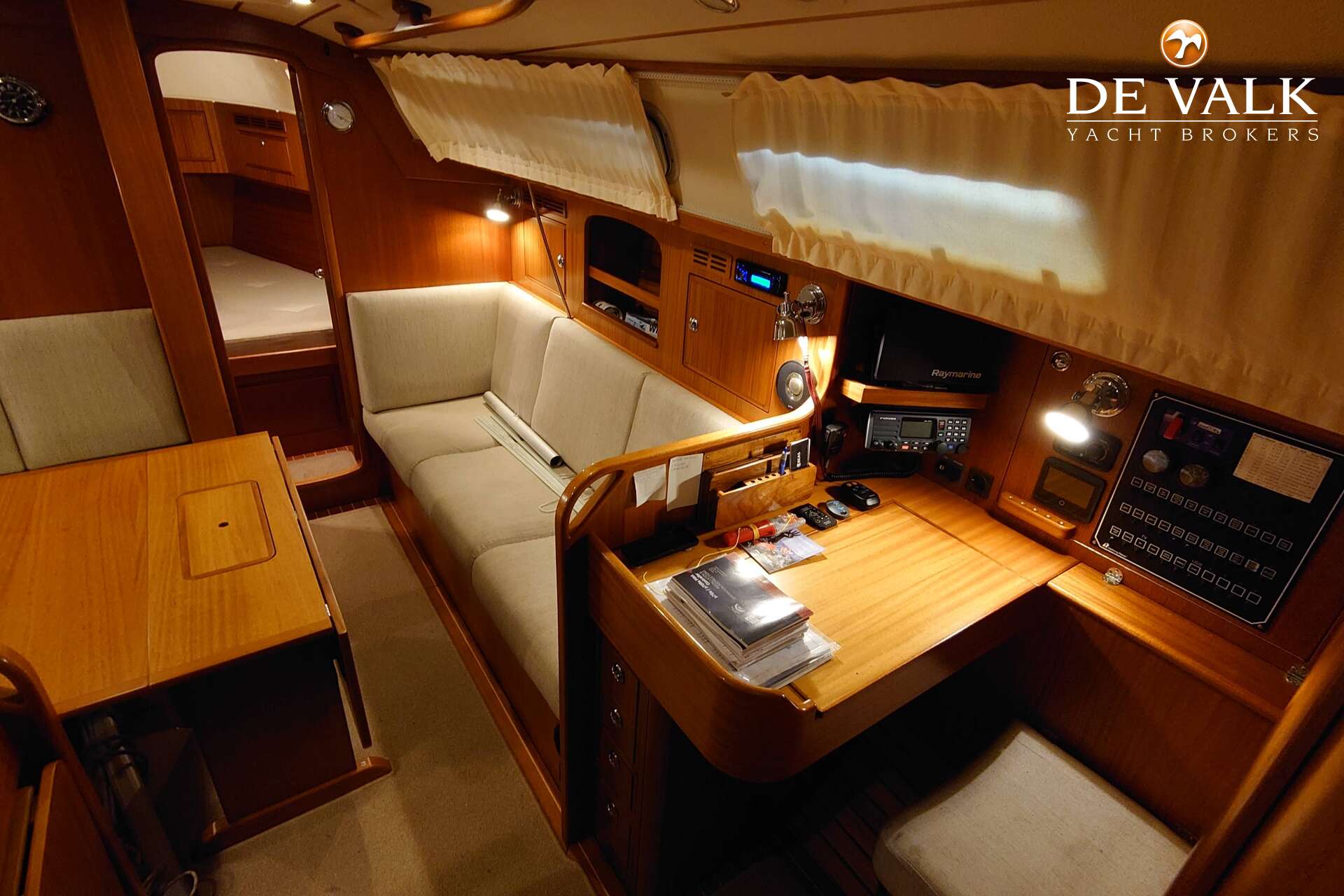 HALLBERG RASSY 342 sailing yacht for sale | De Valk Yacht broker