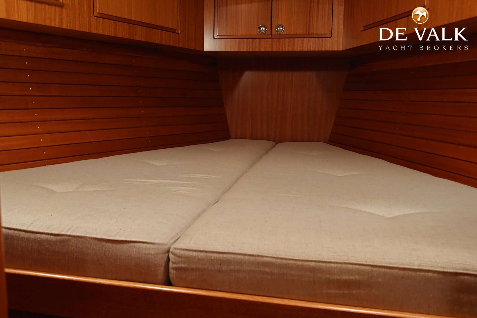 HALLBERG RASSY 342 sailing yacht for sale | De Valk Yacht broker