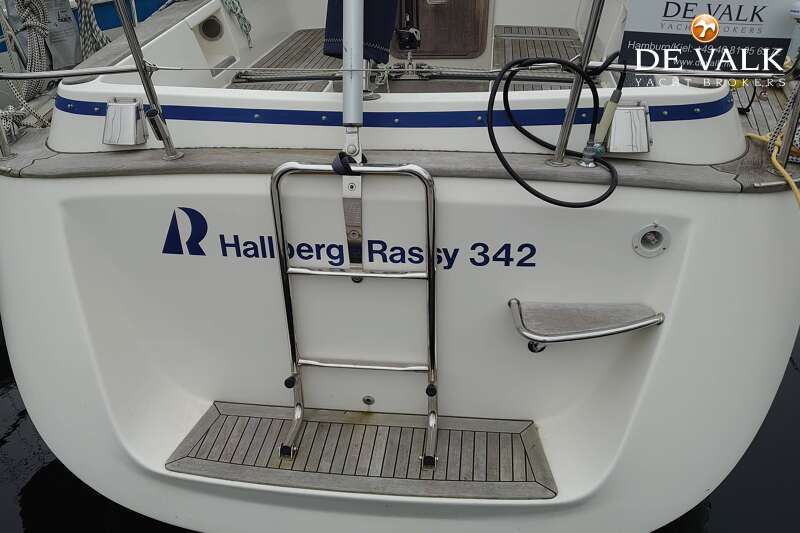 HALLBERG RASSY 342 sailing yacht for sale | De Valk Yacht broker