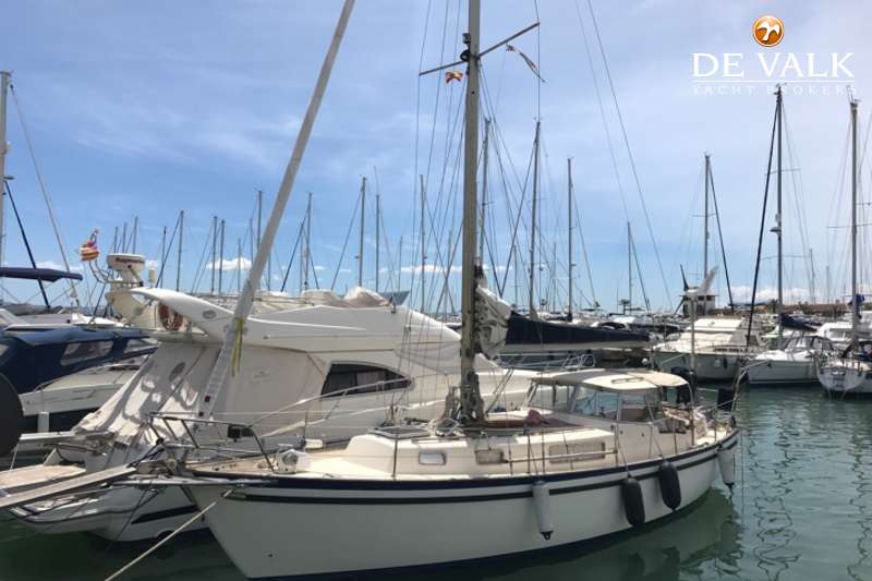 HALLBERG RASSY 35 RASMUS sailing yacht for sale | De Valk Yacht broker