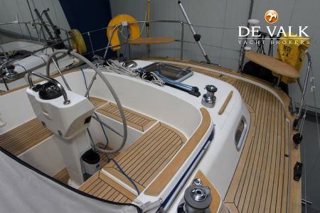 HALLBERG RASSY 37 sailing yacht for sale | De Valk Yacht broker
