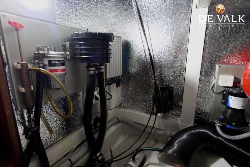 HALLBERG RASSY 37 sailing yacht for sale | De Valk Yacht broker