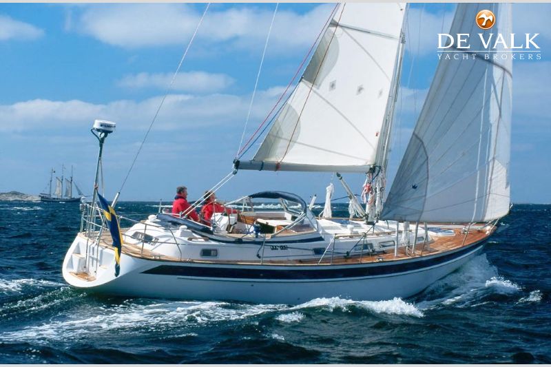 HALLBERG RASSY 39 sailing yacht for sale | De Valk Yacht Brokers