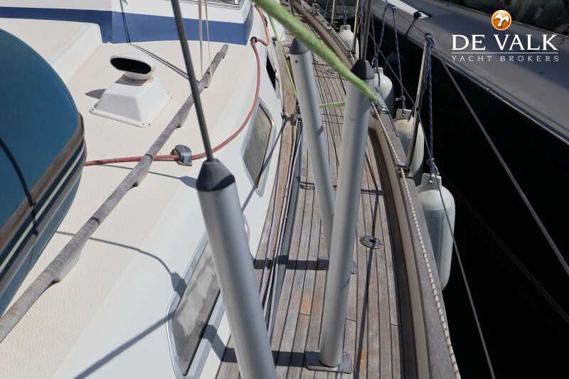 HALLBERG RASSY 40 sailing yacht for sale | De Valk Yacht broker