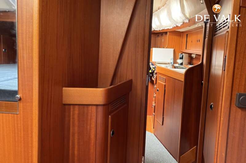 HALLBERG RASSY 40 sailing yacht for sale | De Valk Yacht broker