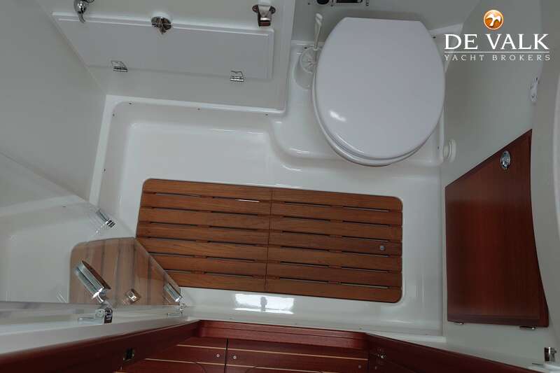 HALLBERG RASSY 400 sailing yacht for sale | De Valk Yacht broker