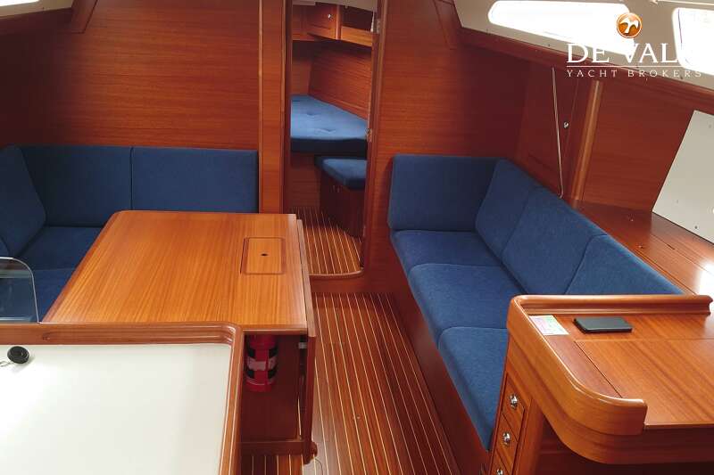 HALLBERG RASSY 400 sailing yacht for sale | De Valk Yacht broker