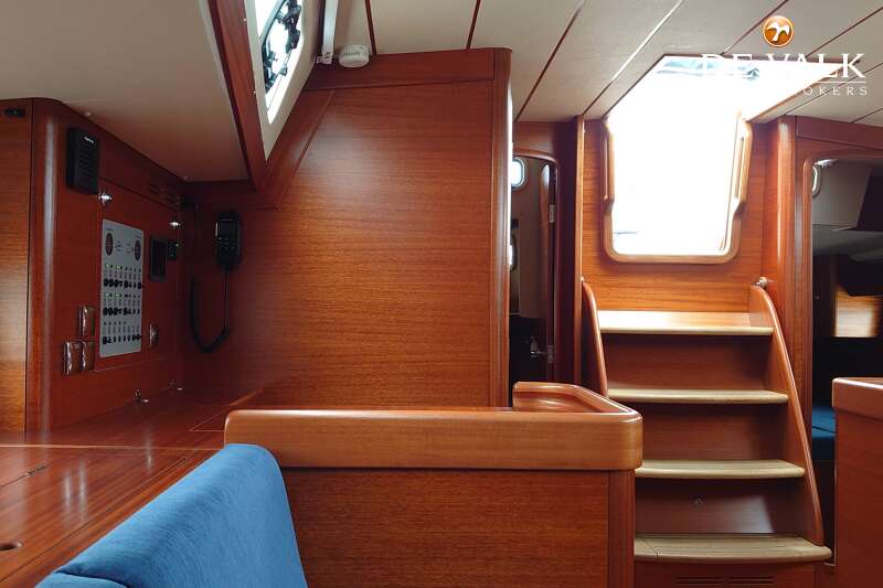 HALLBERG RASSY 400 sailing yacht for sale | De Valk Yacht broker