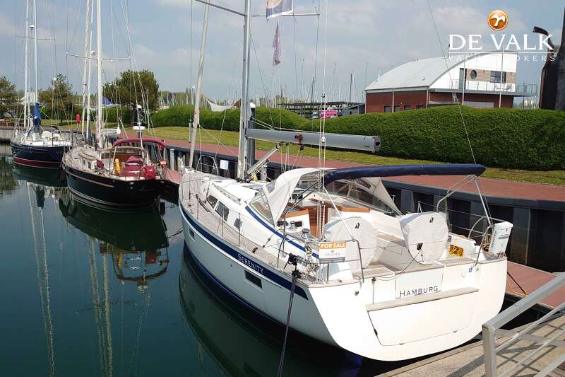 HALLBERG RASSY 400 sailing yacht for sale | De Valk Yacht broker