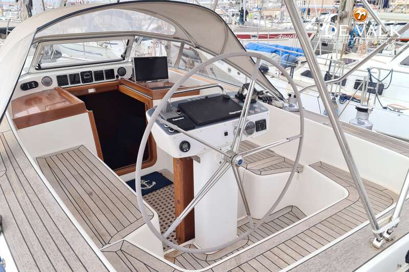 HALLBERG RASSY 40C sailing yacht for sale | De Valk Yacht broker
