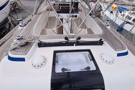 HALLBERG RASSY 40C sailing yacht for sale | De Valk Yacht broker