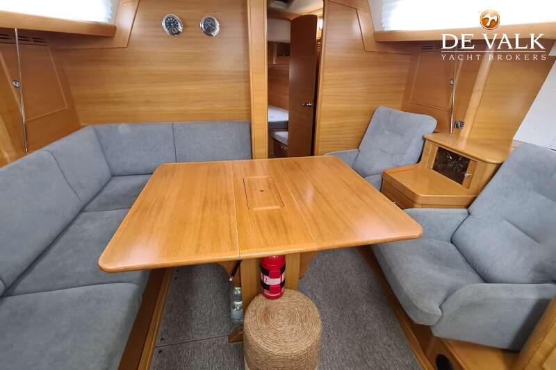 HALLBERG RASSY 40C sailing yacht for sale | De Valk Yacht broker