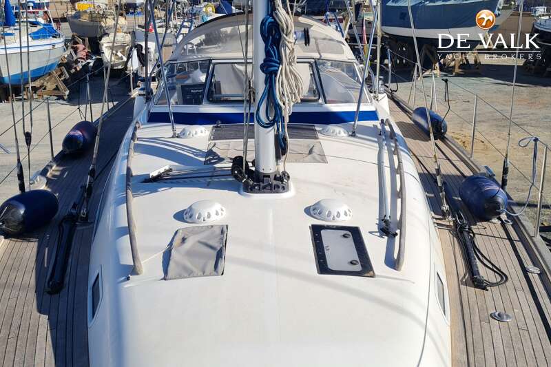 HALLBERG RASSY 40C sailing yacht for sale | De Valk Yacht broker