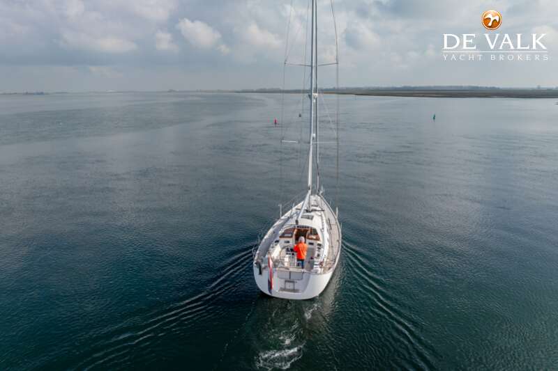 HALLBERG RASSY 412 sailing yacht for sale | De Valk Yacht broker