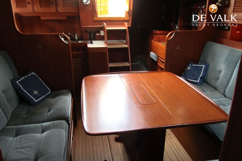 HALLBERG RASSY 42E sailing yacht for sale | De Valk Yacht Brokers