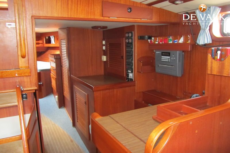 HALLBERG RASSY 42E sailing yacht for sale | De Valk Yacht Brokers