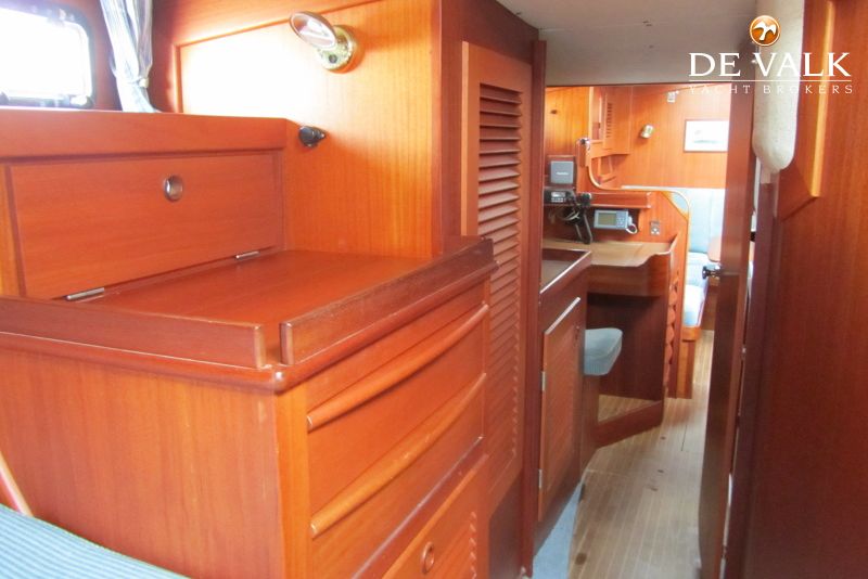 HALLBERG RASSY 42E sailing yacht for sale | De Valk Yacht Brokers