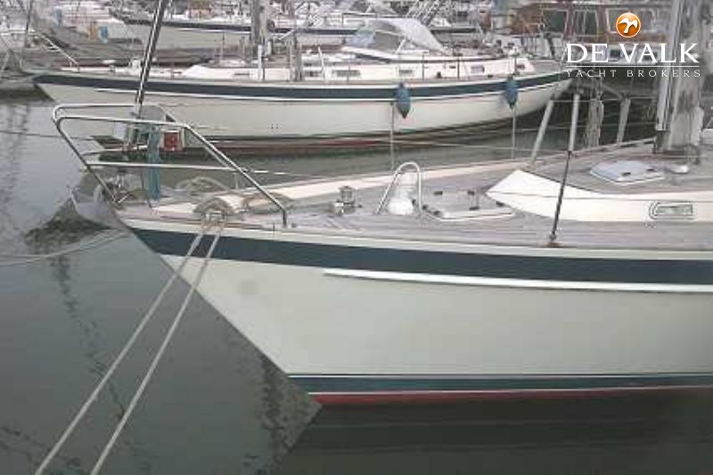 HALLBERG RASSY 42F sailing yacht for sale | De Valk Yacht Brokers