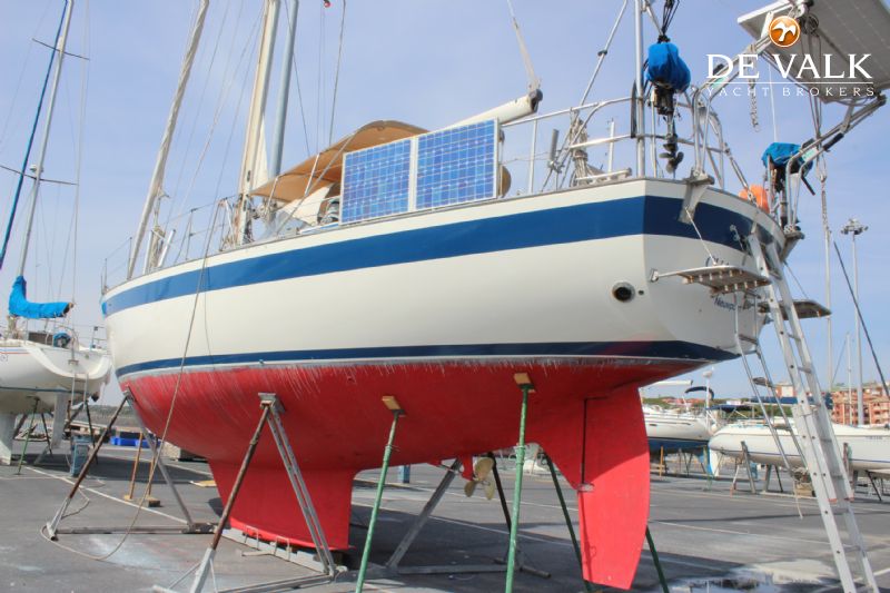 HALLBERG RASSY 45 sailing yacht for sale | De Valk Yacht Brokers