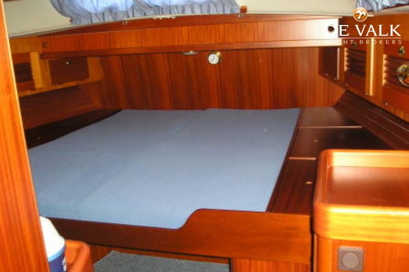 HALLBERG RASSY 46 sailing yacht for sale | De Valk Yacht Brokers