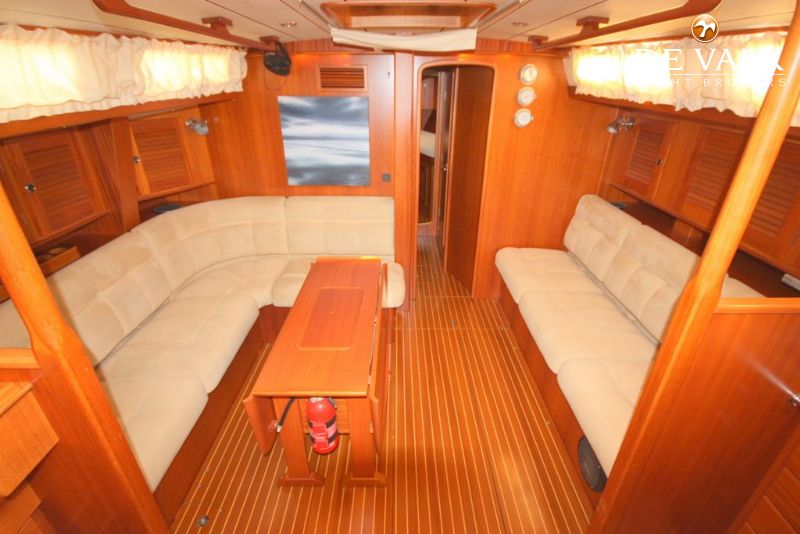HALLBERG RASSY 46 sailing yacht for sale | De Valk Yacht Brokers