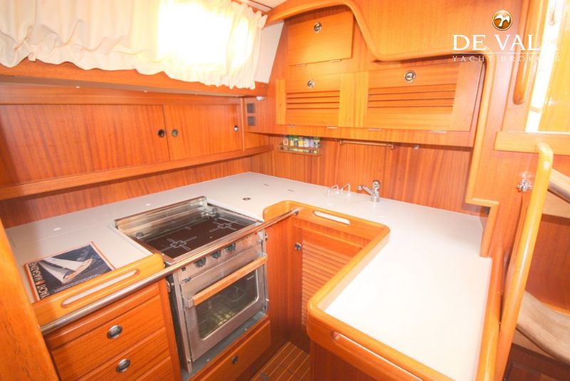 HALLBERG RASSY 46 sailing yacht for sale | De Valk Yacht Brokers