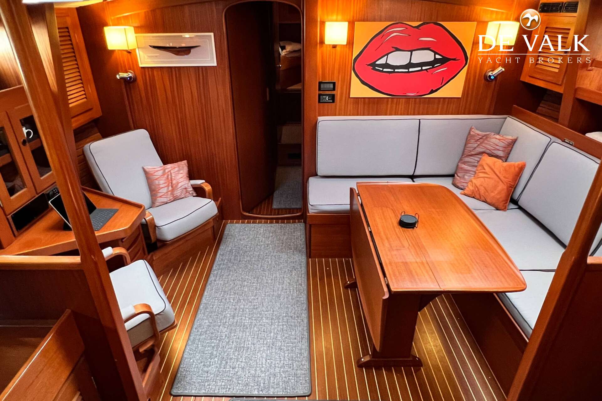 HALLBERG RASSY 49 sailing yacht for sale | De Valk Yacht broker