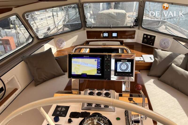 HALLBERG RASSY 49 sailing yacht for sale | De Valk Yacht broker