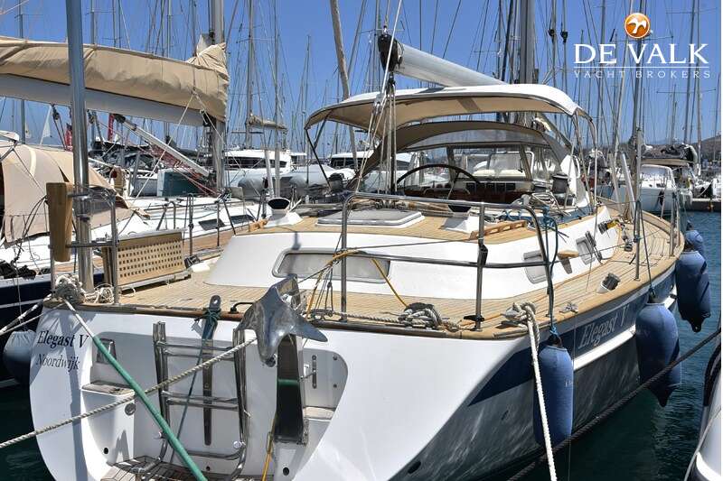 HALLBERG RASSY 53 sailing yacht for sale | De Valk Yacht broker