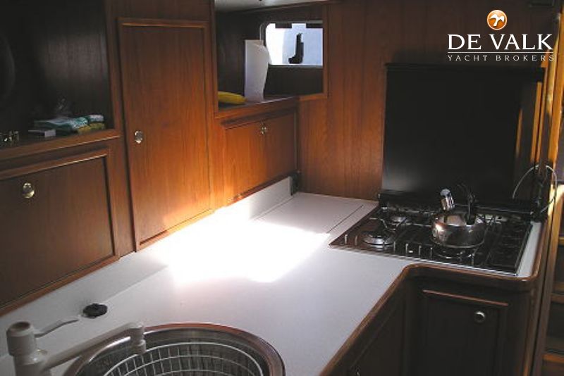 HALMATIC 42 motor yacht for sale | De Valk Yacht Brokers