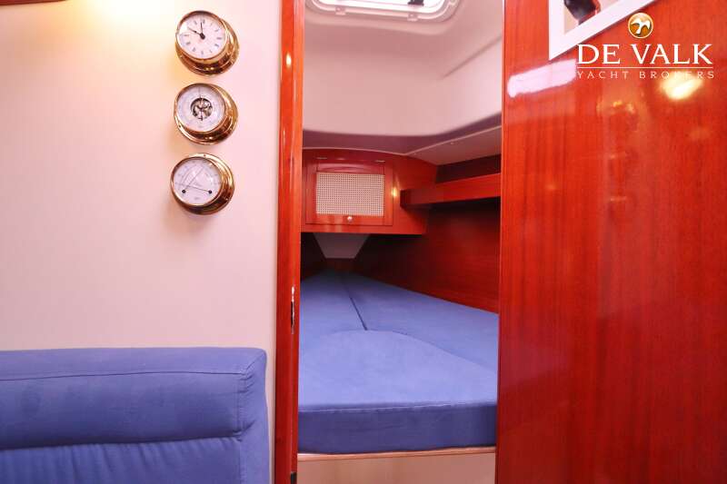 HANSE 312 sailing yacht for sale | De Valk Yacht broker